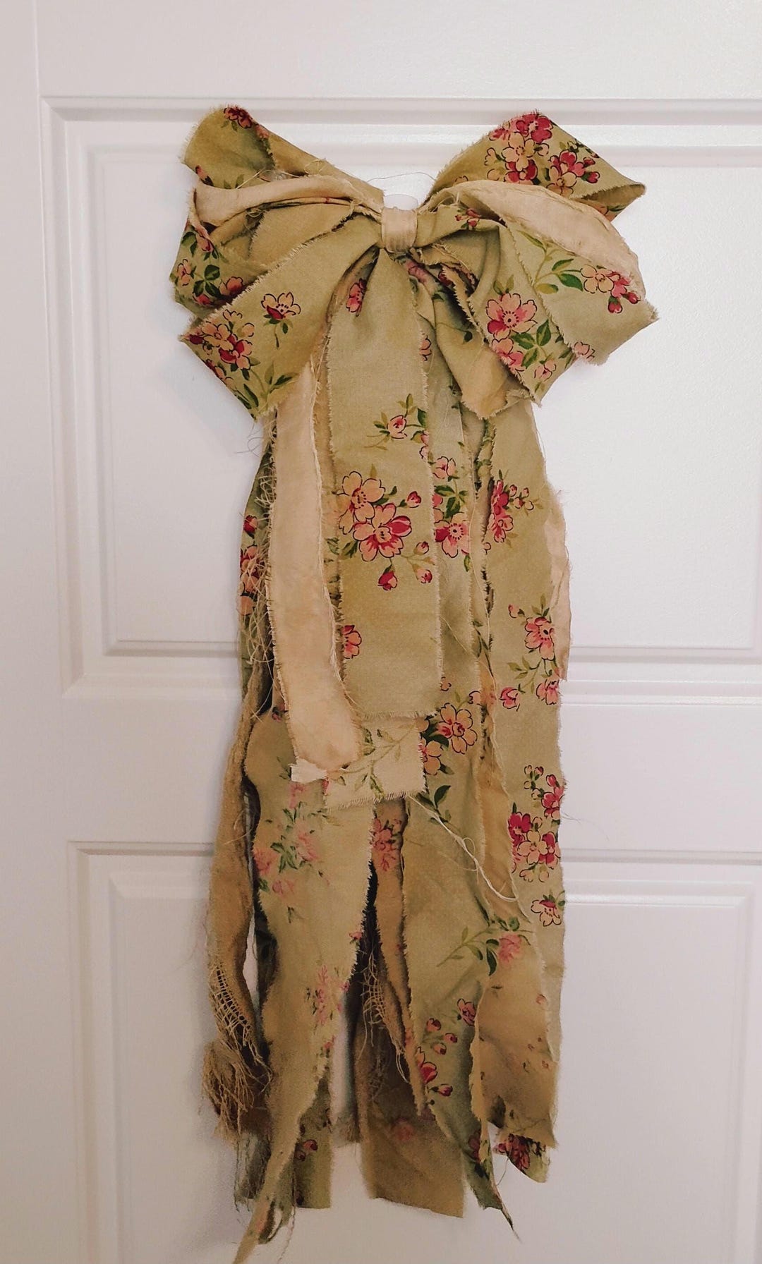 Messy Tattered Primitive Rag Bow Rustic Shabby Christmas Bow Craft ...
