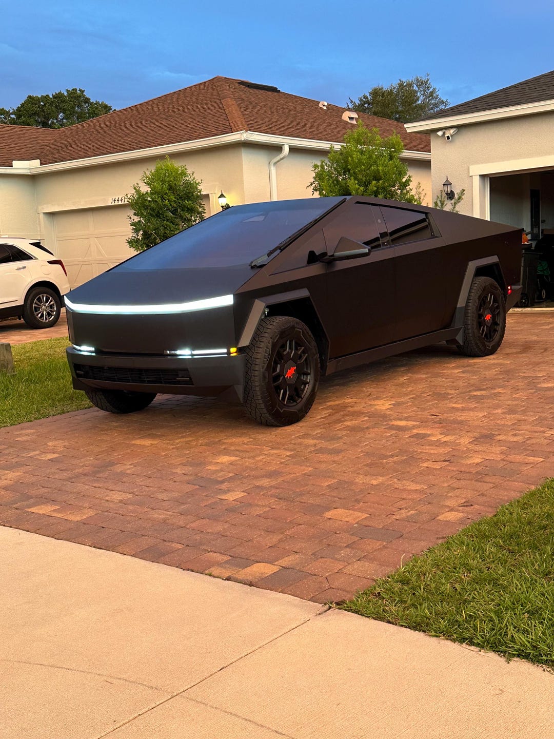 Tesla Cyber Truck Center Caps (ruby Red) - Etsy