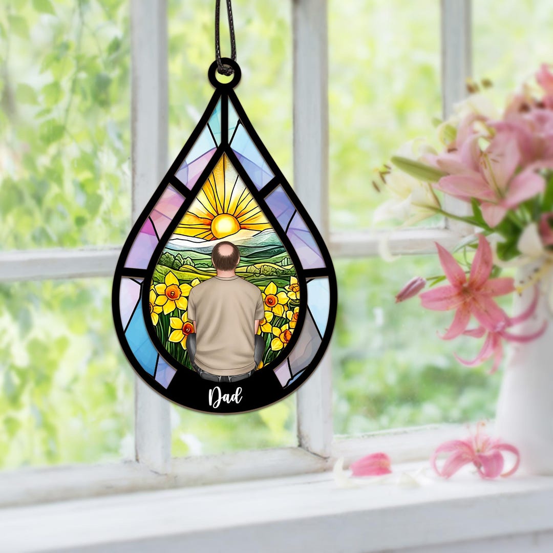 Personalized Dad Suncatcher: Father & Children Teardrop Window Hanging ...