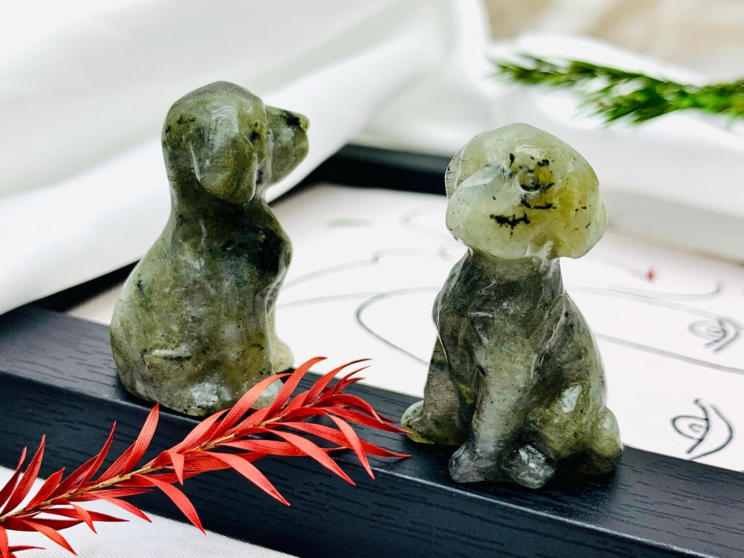 1.5'' Labradorite Dog Sculpture, Home Decor, Crystal Dog Decor ...