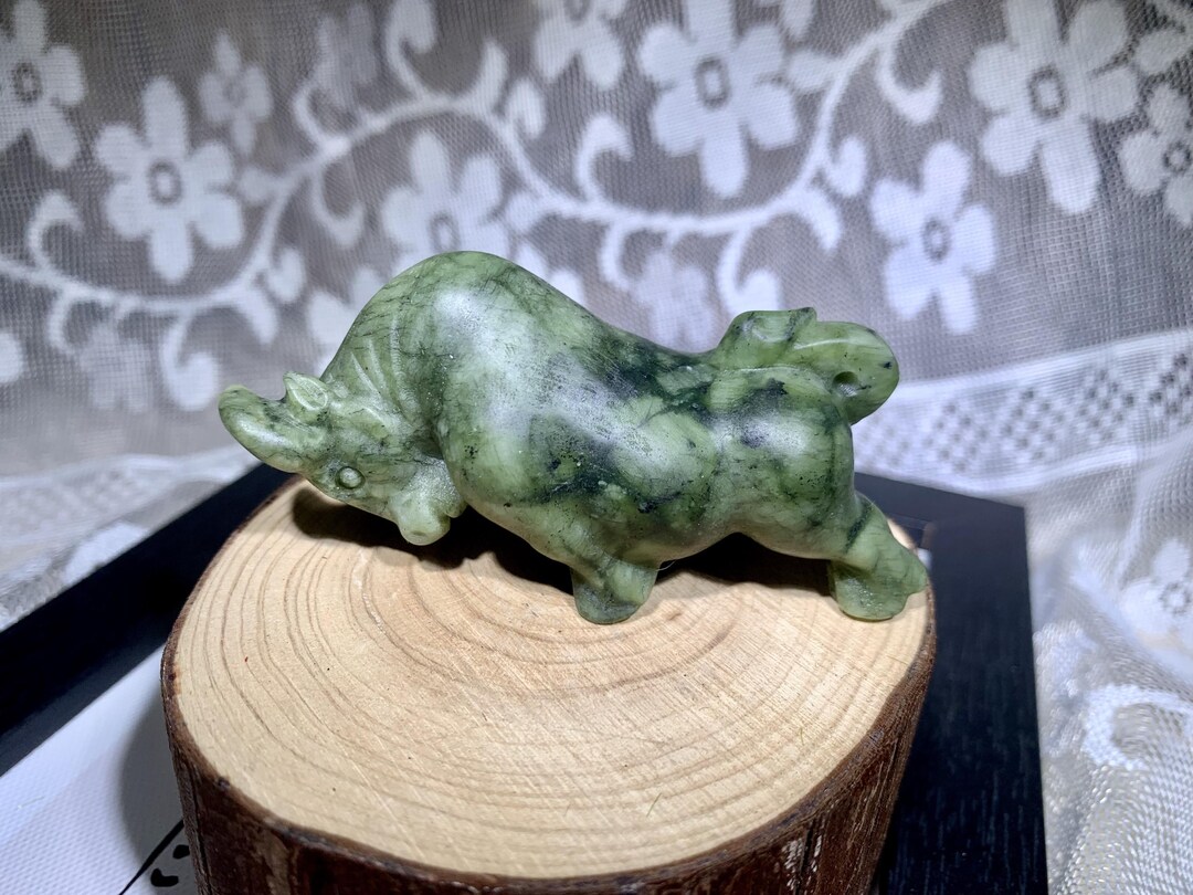 3.1'' Green Jade Bull Figurines, Home Decor, Crystal Bull Decor ...