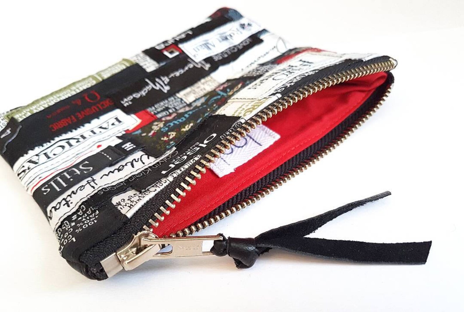 UPCYCLED Label Pouch. Recycled Clothing Labels. Passport - Etsy