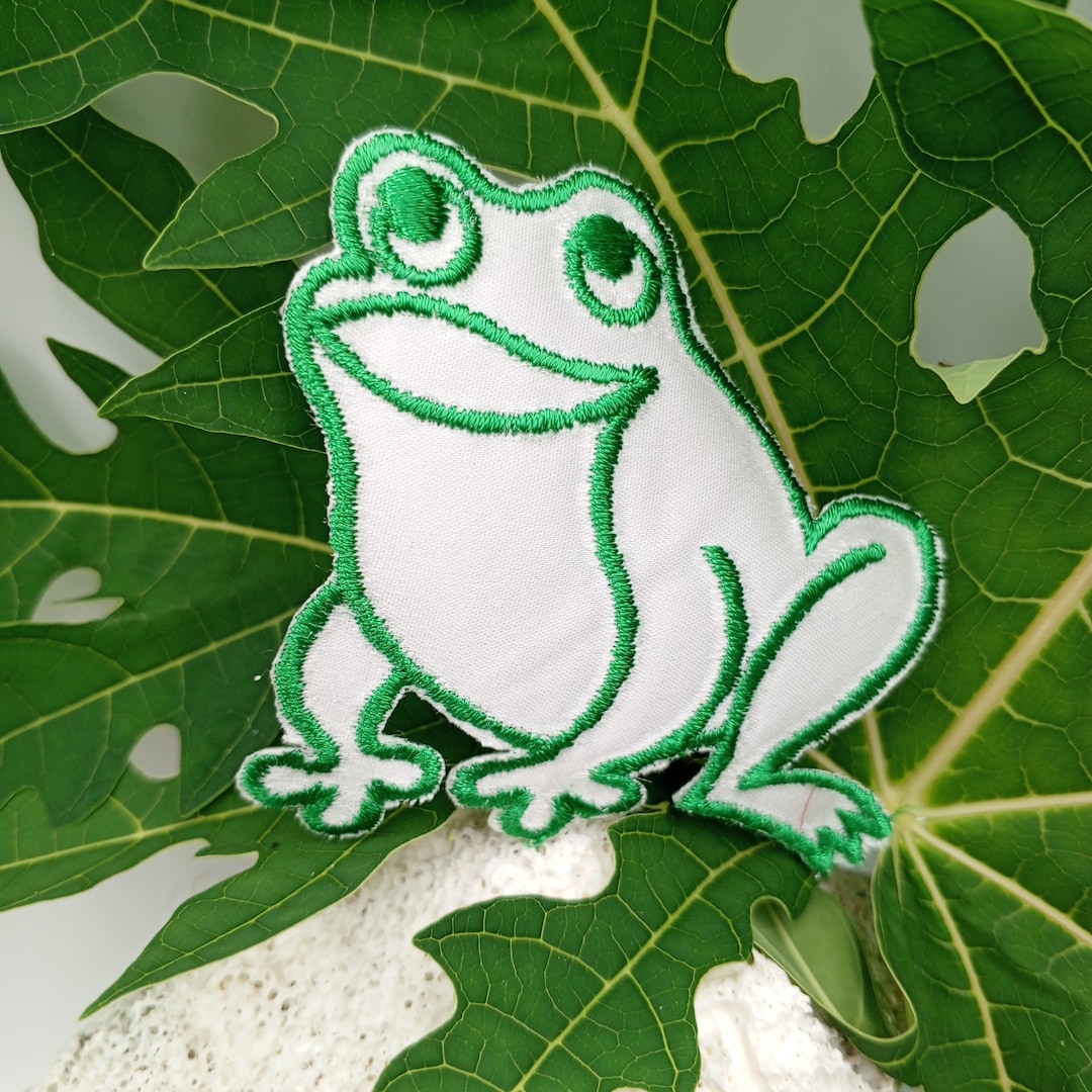 Big Frog Iron on Patch - 1980s Retro Green White Frog Sewing Vintage ...