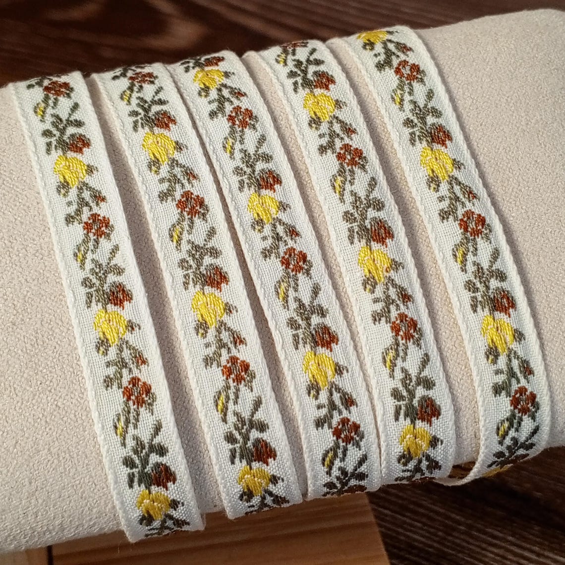 GOLDEN MEADOW Vintage 1970s Cotton Floral Jacquard Ribbon 3/8" Wide ...