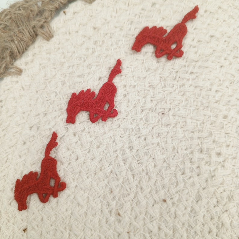 Vintage Red Racing Horses Appliqué Patch - Retro Embroidered Patch for ...