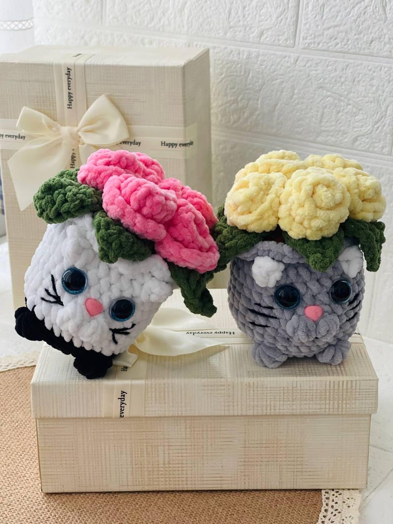 Crochet Cat-pot Pattern With Crochet Flowers - Adorable Home Decor ...