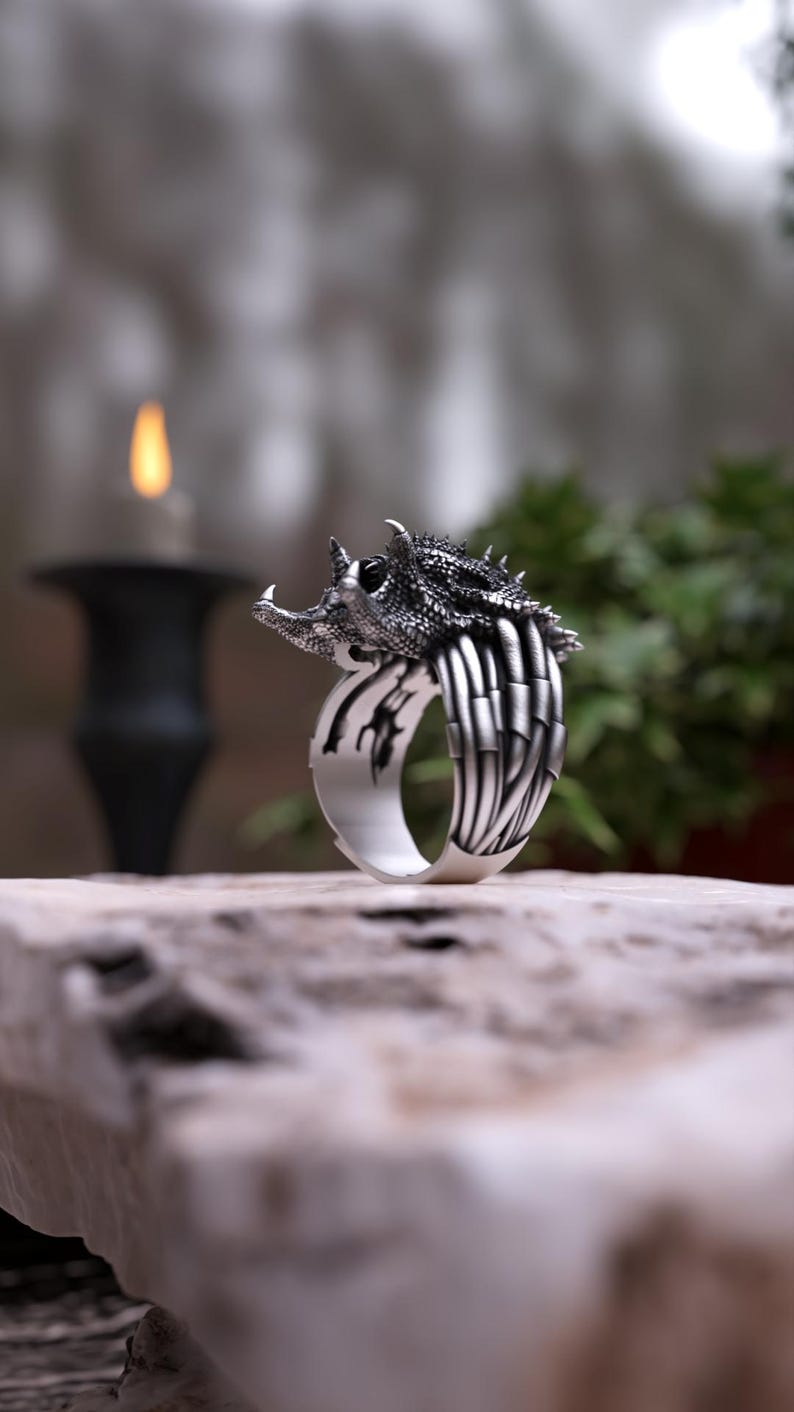 Predator Ring 925 Sterling Silver | Alien Hunter Sci-fi Movie Ring ...