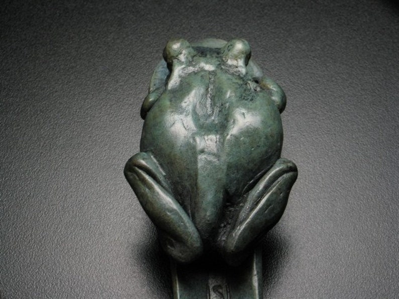 Tree Frog Shoe Horn. Bronze Sculpture Edition of 25 - Etsy