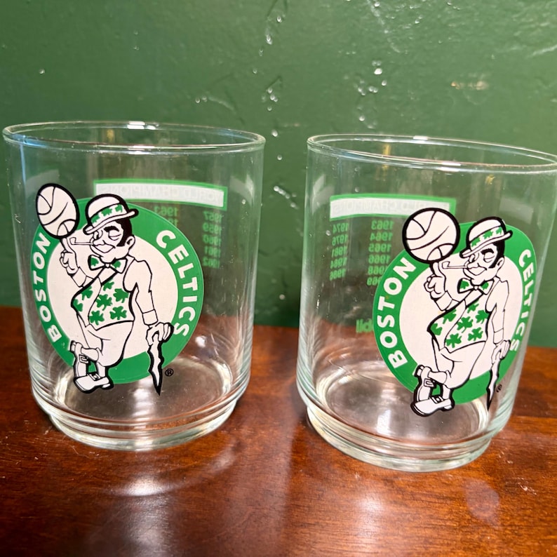 Vintage Boston Celtics World Champions Glasses – Set of 2 Mobil Promo ...