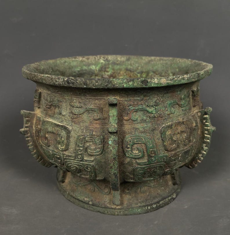 Antique Chinese Bronze Gui Vessel • Taotie Archaic Ritual Food ...
