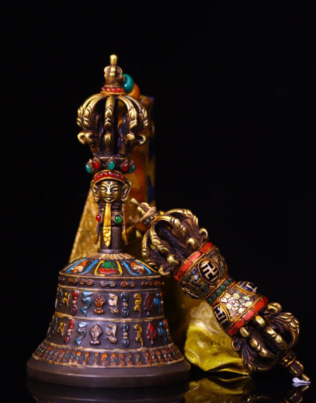 Antuque Tibetan Buddhism Copper Body Hand-hammered and Chiseled Vajra ...