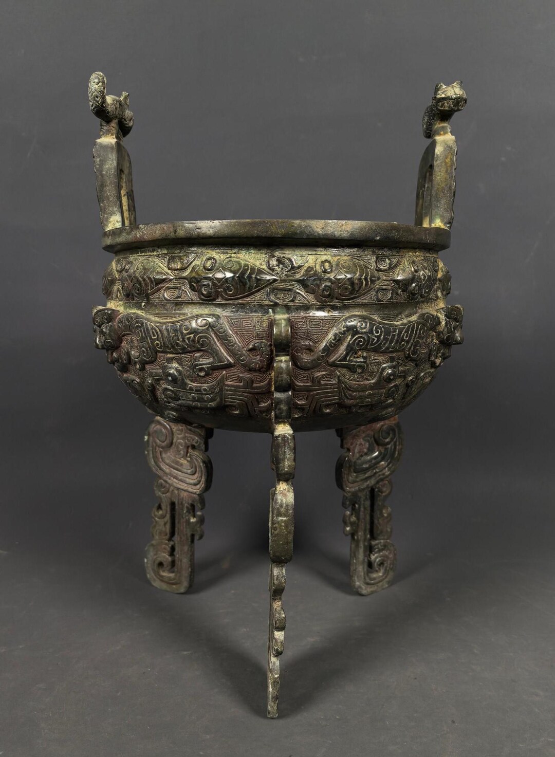 Antique Chinese Bronze Ding Vessel With Cicada Motifs | Archaic Ritual ...