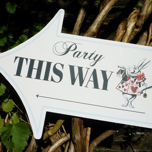 Alice in Wonderland Signs This Way That Way Arrows Printable ...