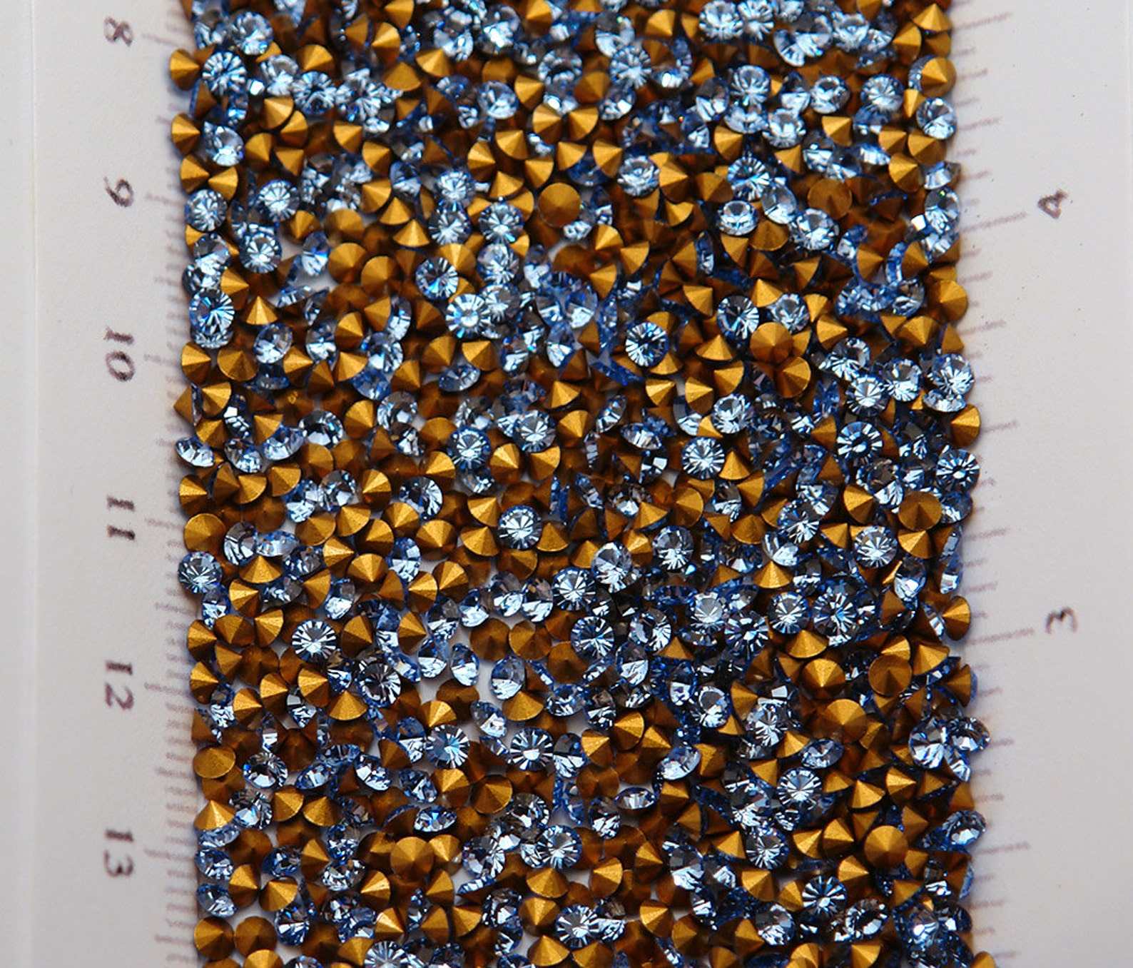 PP 20 Light Sapphire Blue Swarovski Rhinestone Chatons - Article 1012 ...