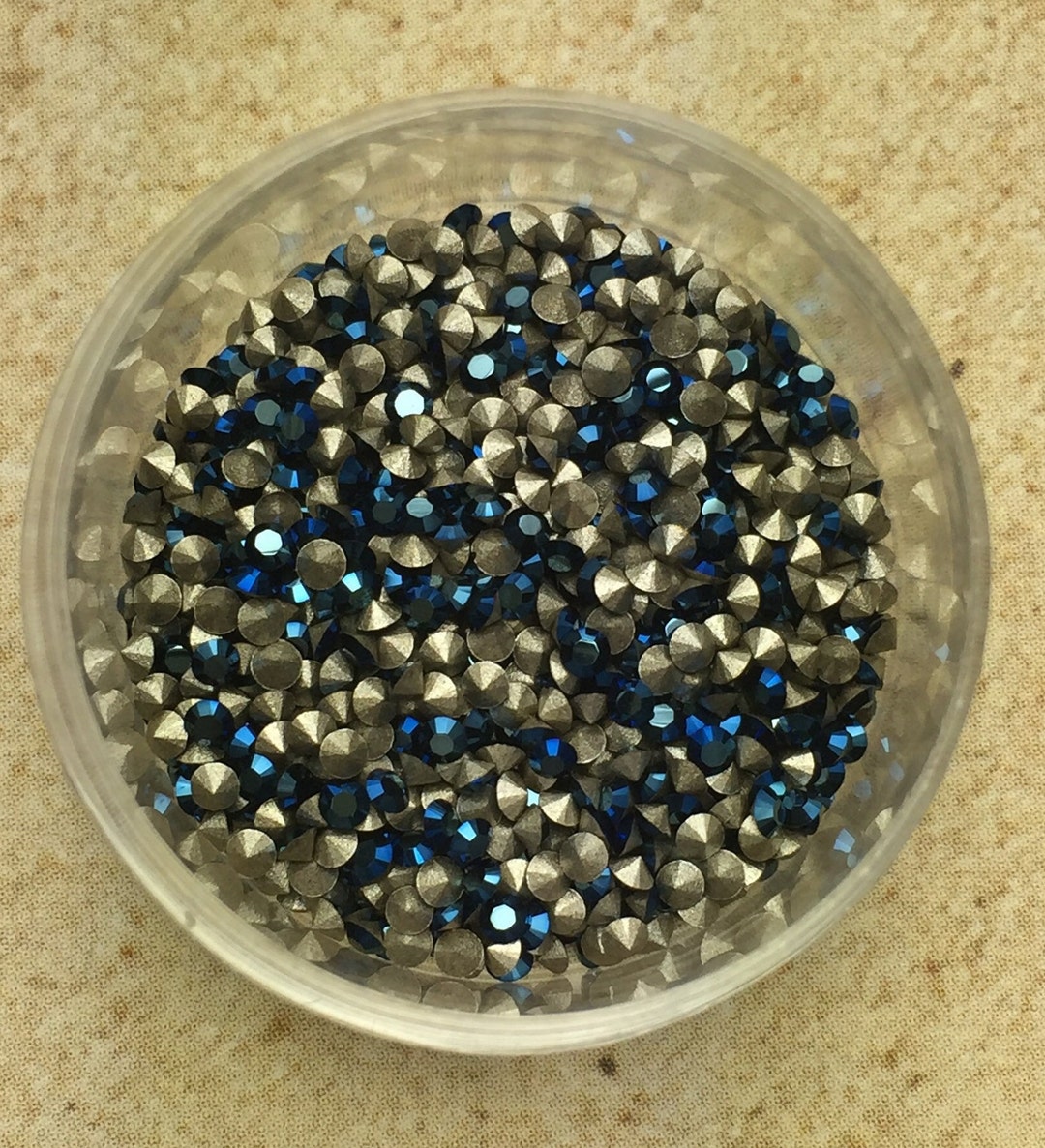 PP10 Metallic Blue Swarovski Rhinestone Chatons Round Article 1012 ...