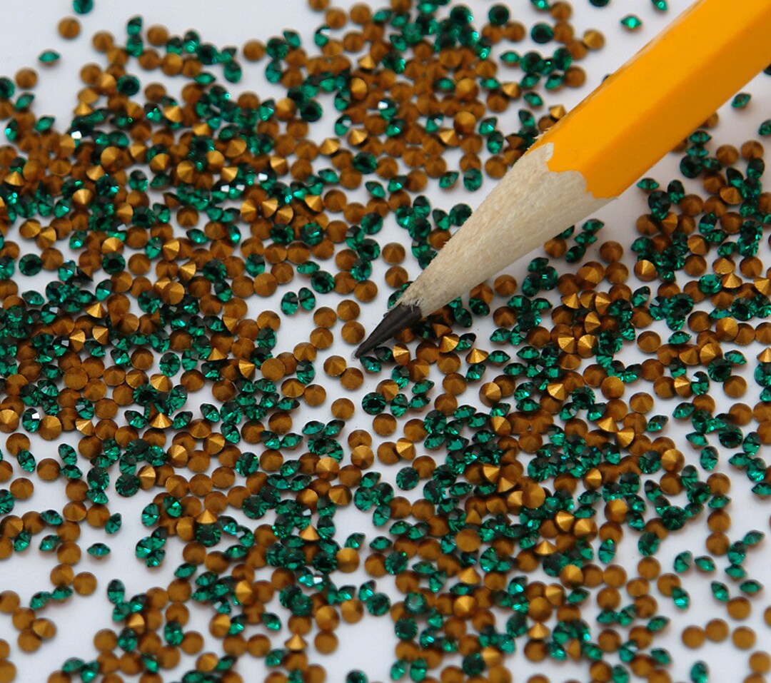 144pc 1 Gross PP12 Emerald Green Swarovski Rhinestone Chatons - Article ...