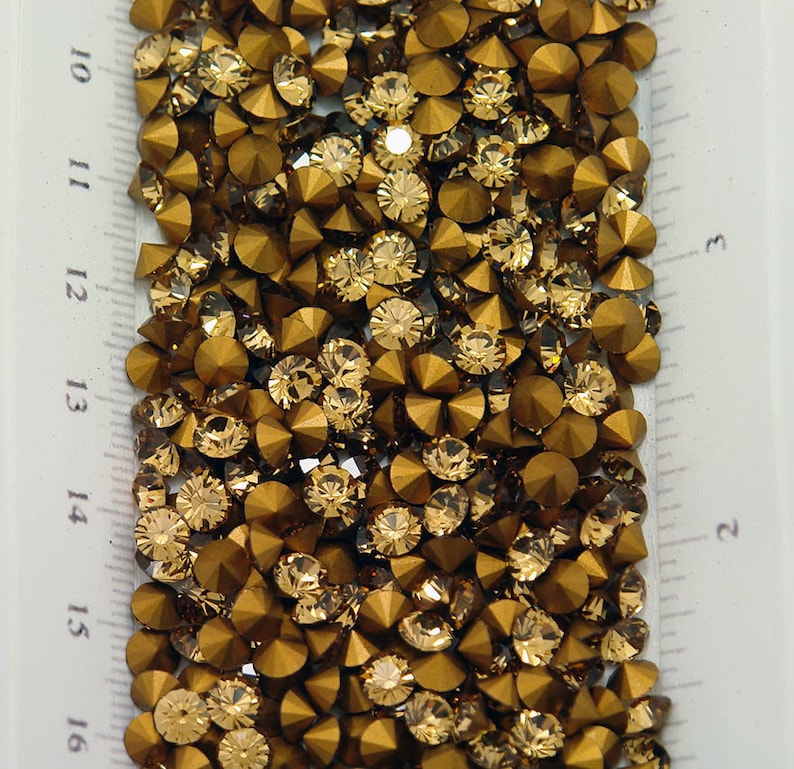 SS21 Light Colorado Topaz Rhinestone Chatons Article 1012 - Etsy