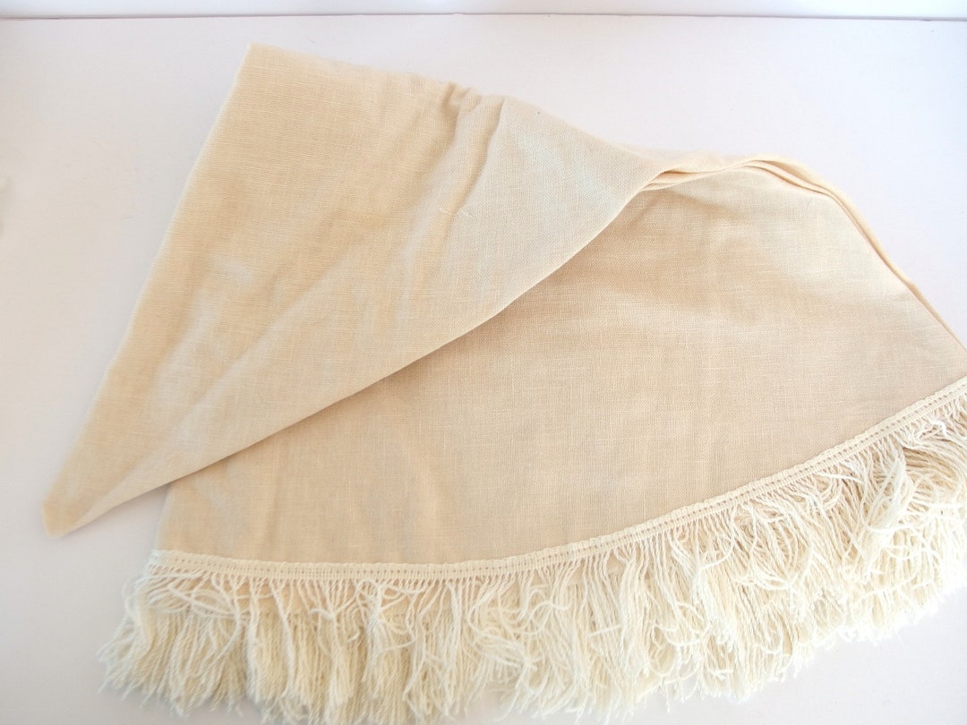 Vintage Natural Tablecloth With Fringe, Round Tablecloth, 63 Inches ...