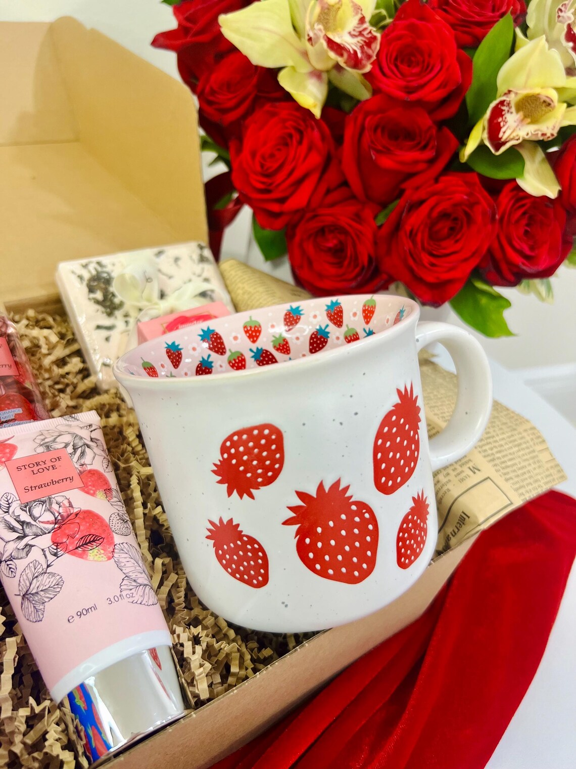 Strawberry Themed Gift Box, Vintage Gift Box for Her, Luxury Gift Box ...