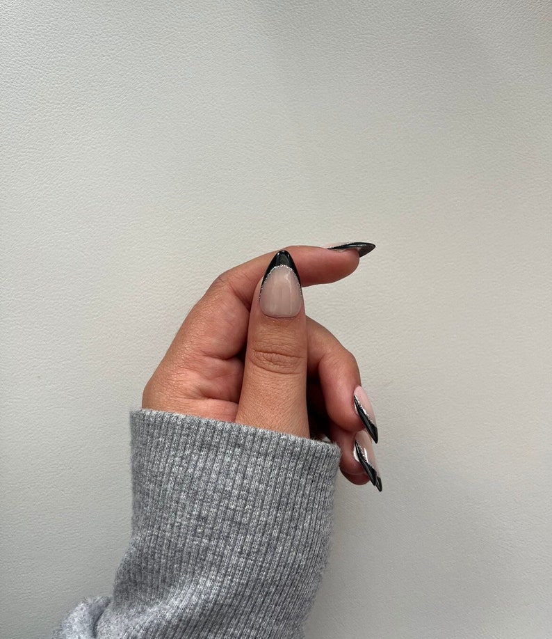 French Tip With Glitter Line - Etsy