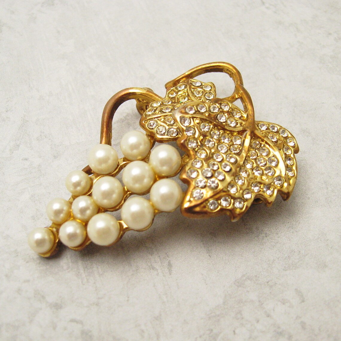 Vintage Rhinestone Brooch Pearl Grape Brooch Vintage Jewelry - Etsy