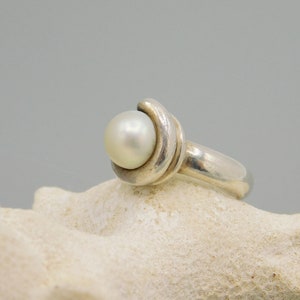 Sterling James Avery Pearl Ring, Retired James Avery Ring - Etsy