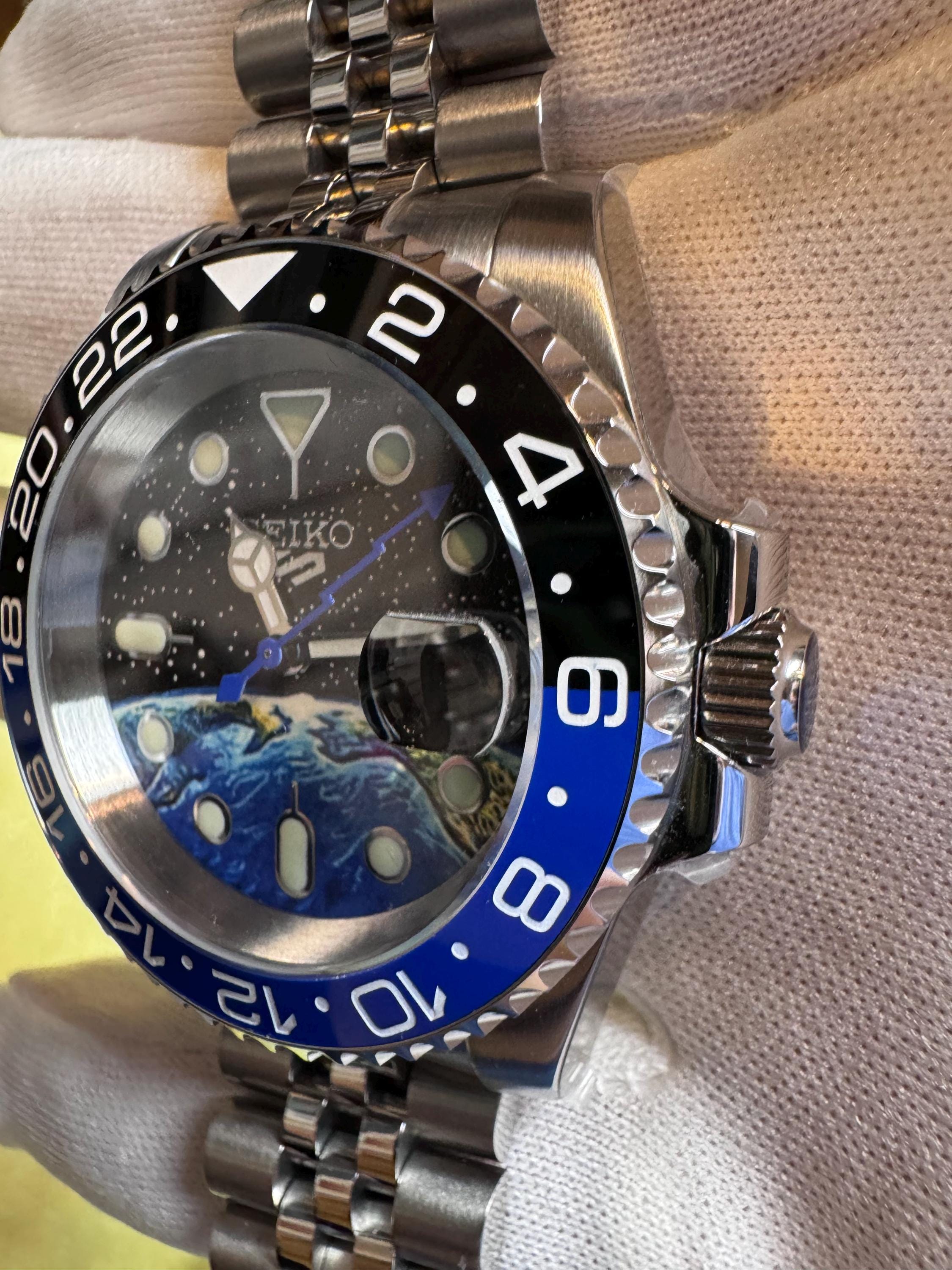 Custom Batman Seiko Mod Men's Watch With Glowing Earth Painting - Etsy