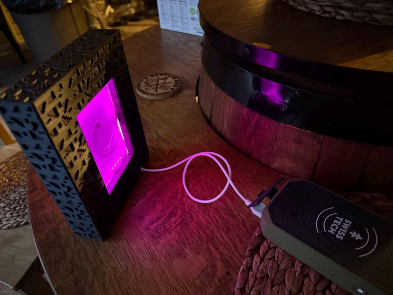 Minecraft-inspired Nether Portal 3D Print - USB Plug in Light up Desk ...