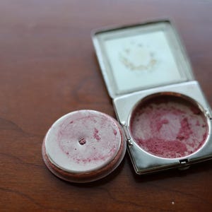 Vintage Silver Yardley Makeup Compact / Silver Tone Powder Compact ...