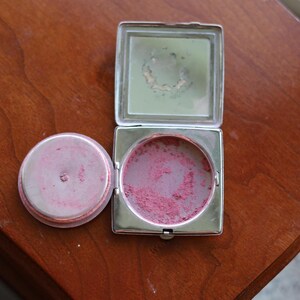Vintage Silver Yardley Makeup Compact / Silver Tone Powder Compact ...