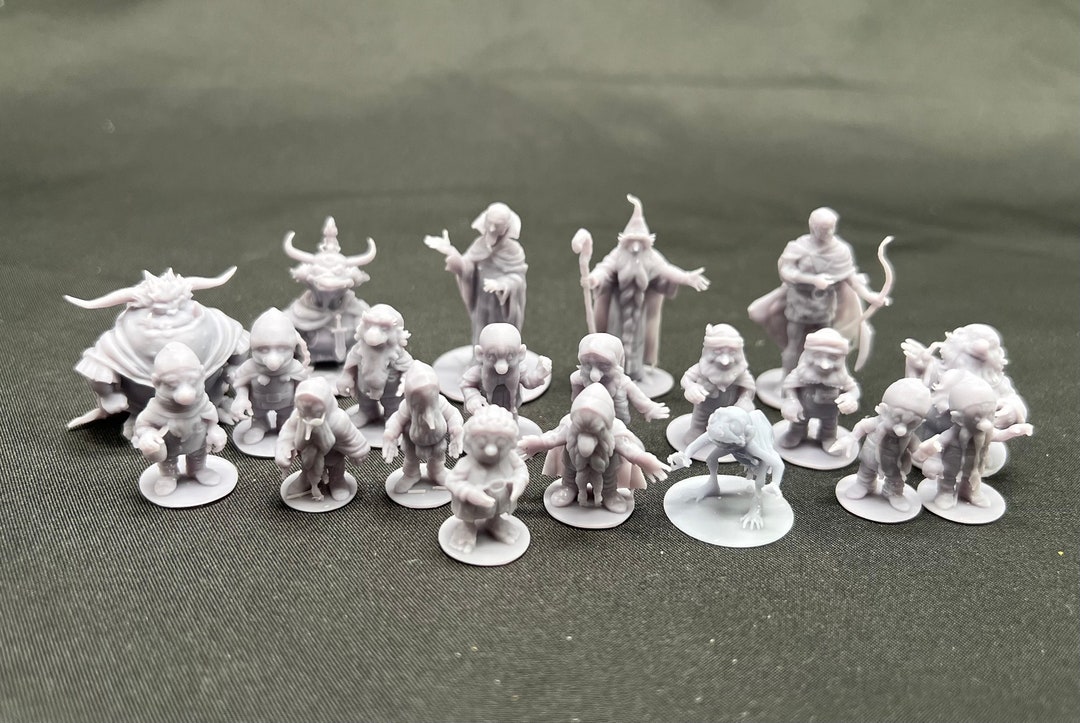 The Hobbit 20 Miniature Mini Figures Rankin Bass LOTR DND Tabletop ...