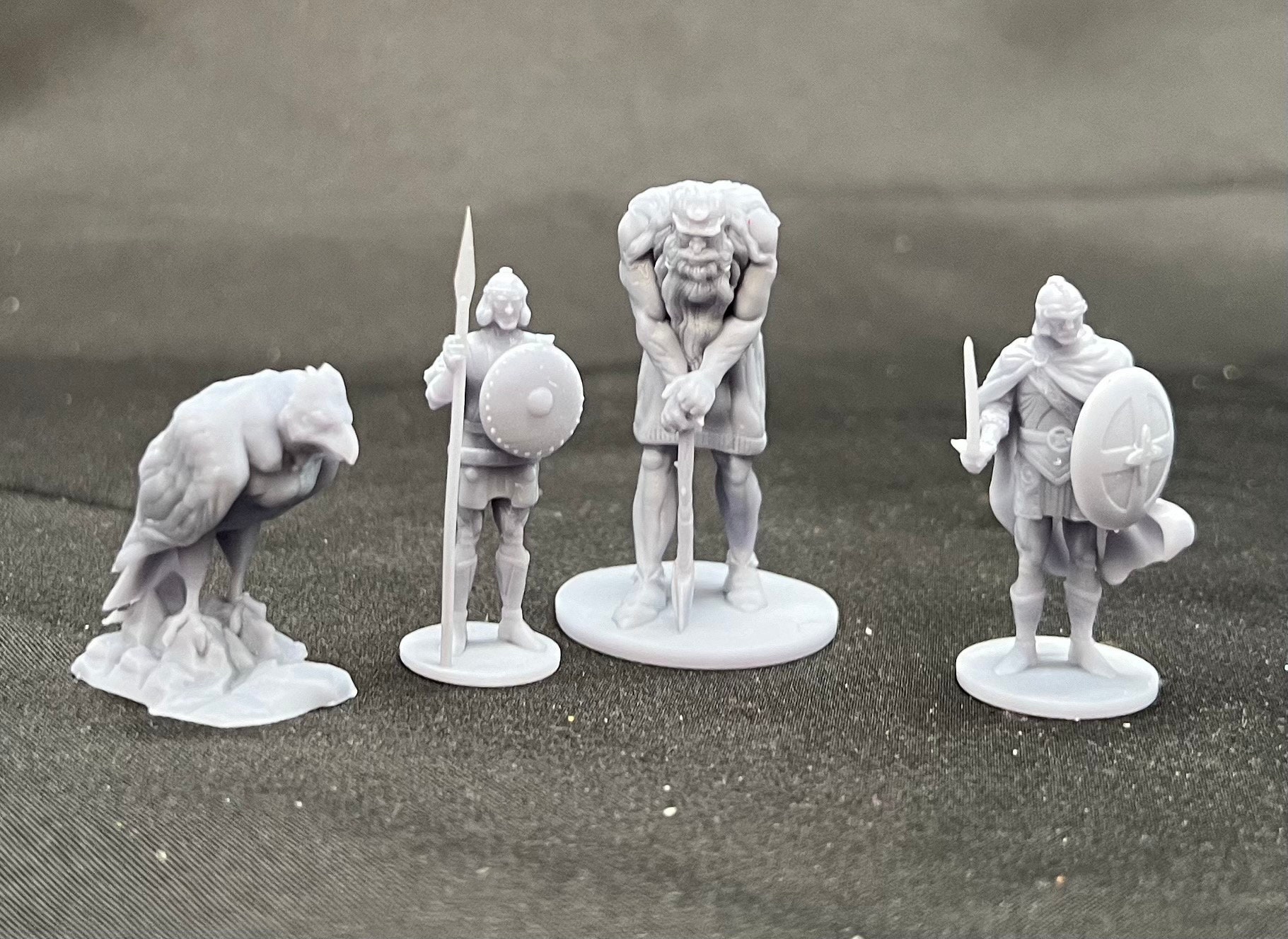 The Hobbit 36 Miniature Mini Figures Rankin Bass LOTR DND Tabletop ...