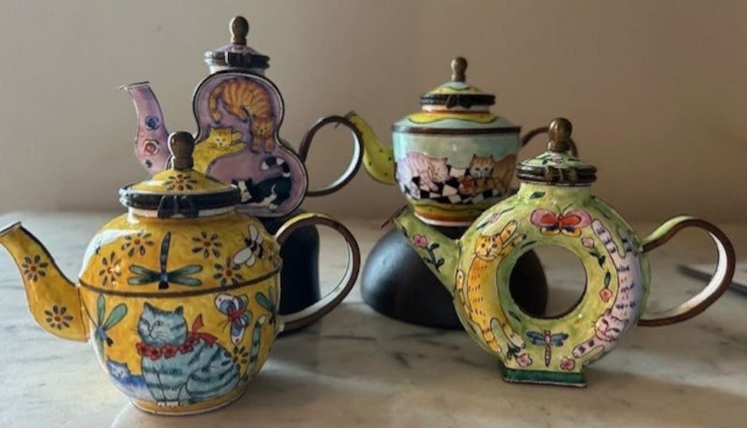 SOLD. Kelvin Chen cats Vintage Miniature Teapots - Etsy
