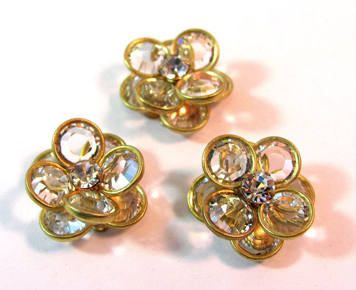 3 Swarovski Crystal Channel Flower Cluster Pendant Charm | Etsy