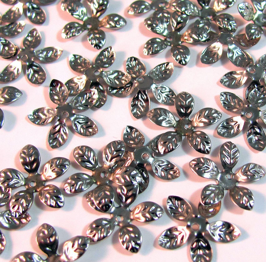 50 Aluminum Flower Findings 15 mm | Etsy