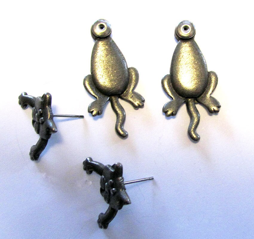 Hanging Cat Pierced Earrings - Etsy