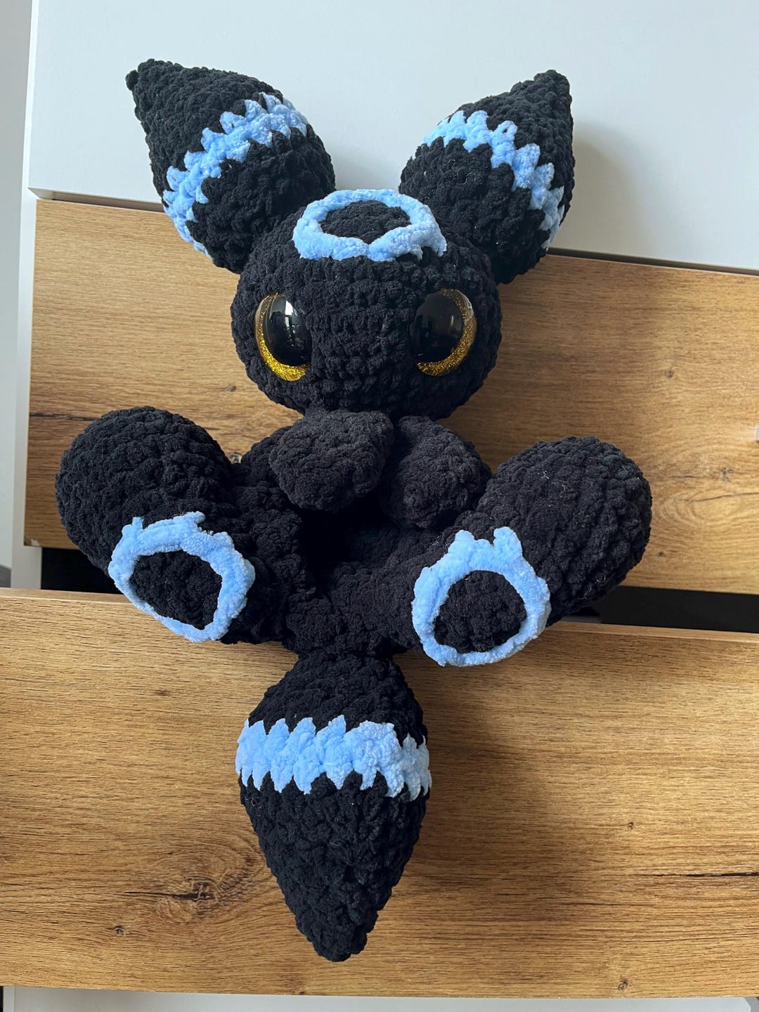 Umbreon Inspired Plush Umbra Eeveelution Plush Toy, Umbreon Snuggler ...