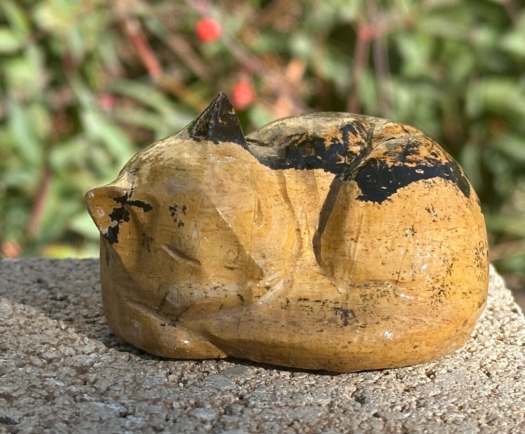 Black Obsidian Fish, Picture Jasper Sleeping Cat, Owl Crystal Carvings ...