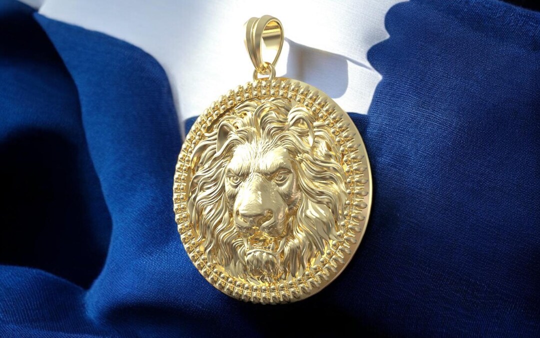 14K Solid Gold Round Lion Pendant, Gold Lion Pendant 41mm, Unisex ...