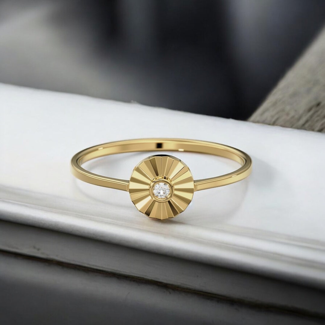 14k Solid Gold Diamond Disc Ring, Bezel Set Star Disc Ring, Dainty Disc ...