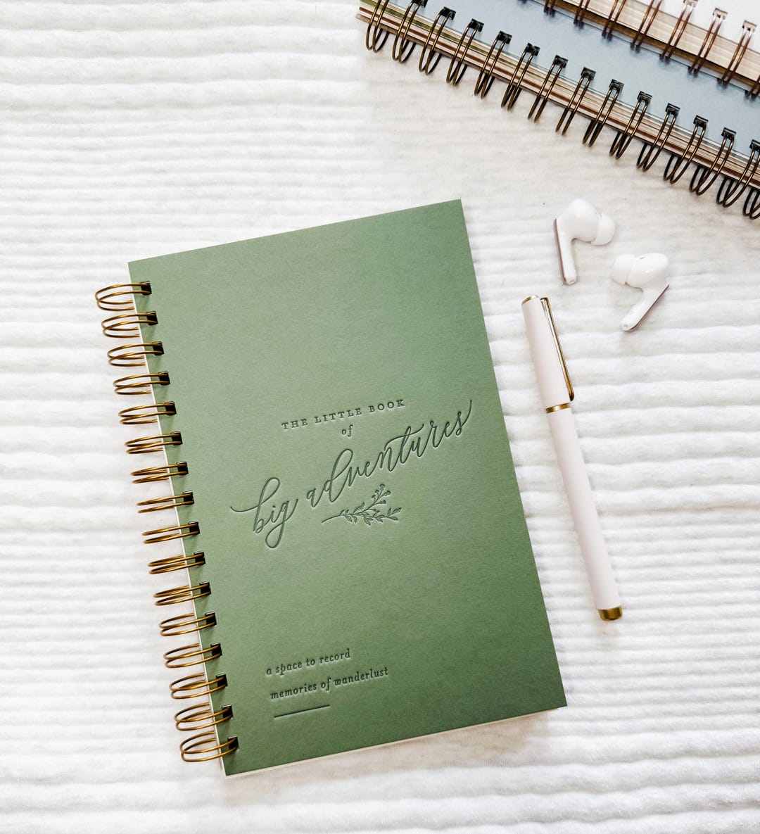 Travel Journal // Travel Gift, Adventures Journal, Travel Scrapbook ...