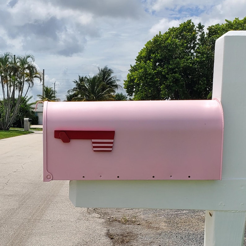 Pretty Pink Mailbox, Light Pink Post Mount Mailbox for New Home Owner ...