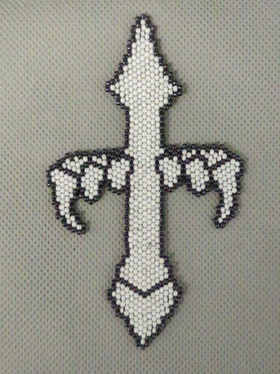Vampire Teeth Inspired Beaded Cross Pendent, Made With Glass Seed Beads ...