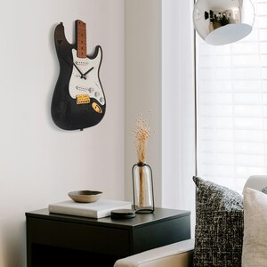 Electric Guitar Wall Clock Decorative Stratocaster Guitar Wall Decor ...
