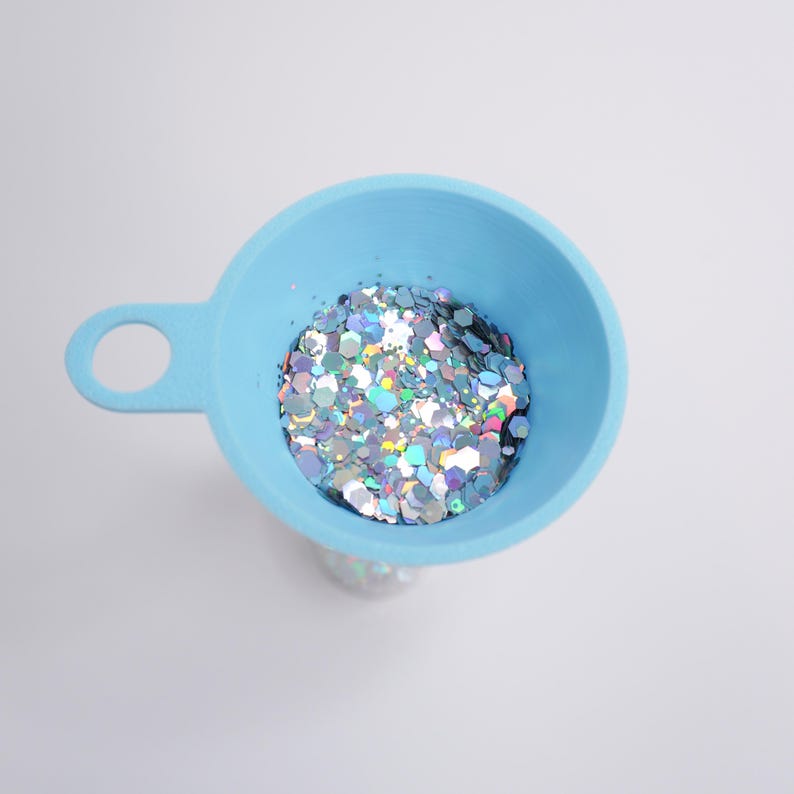 Hello Kitty Funnel: 3D Printed Glitter Craft Tool - Etsy