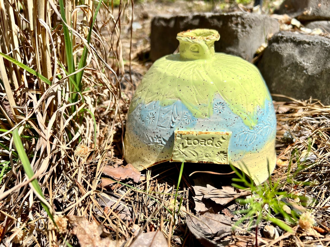 Ready-to-ship Ceramic Pottery Garden Toad House in Blue-green Leaves ...