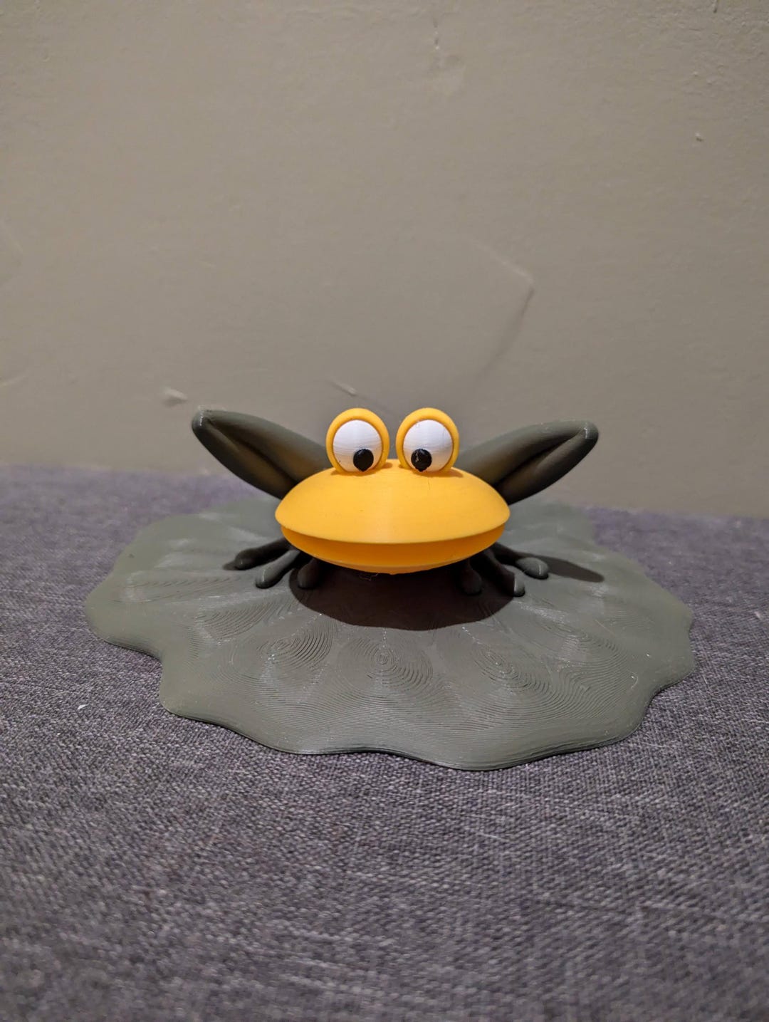 STL File Alice in Wonderland Cymbal Frog , Decorative Figurine for ...