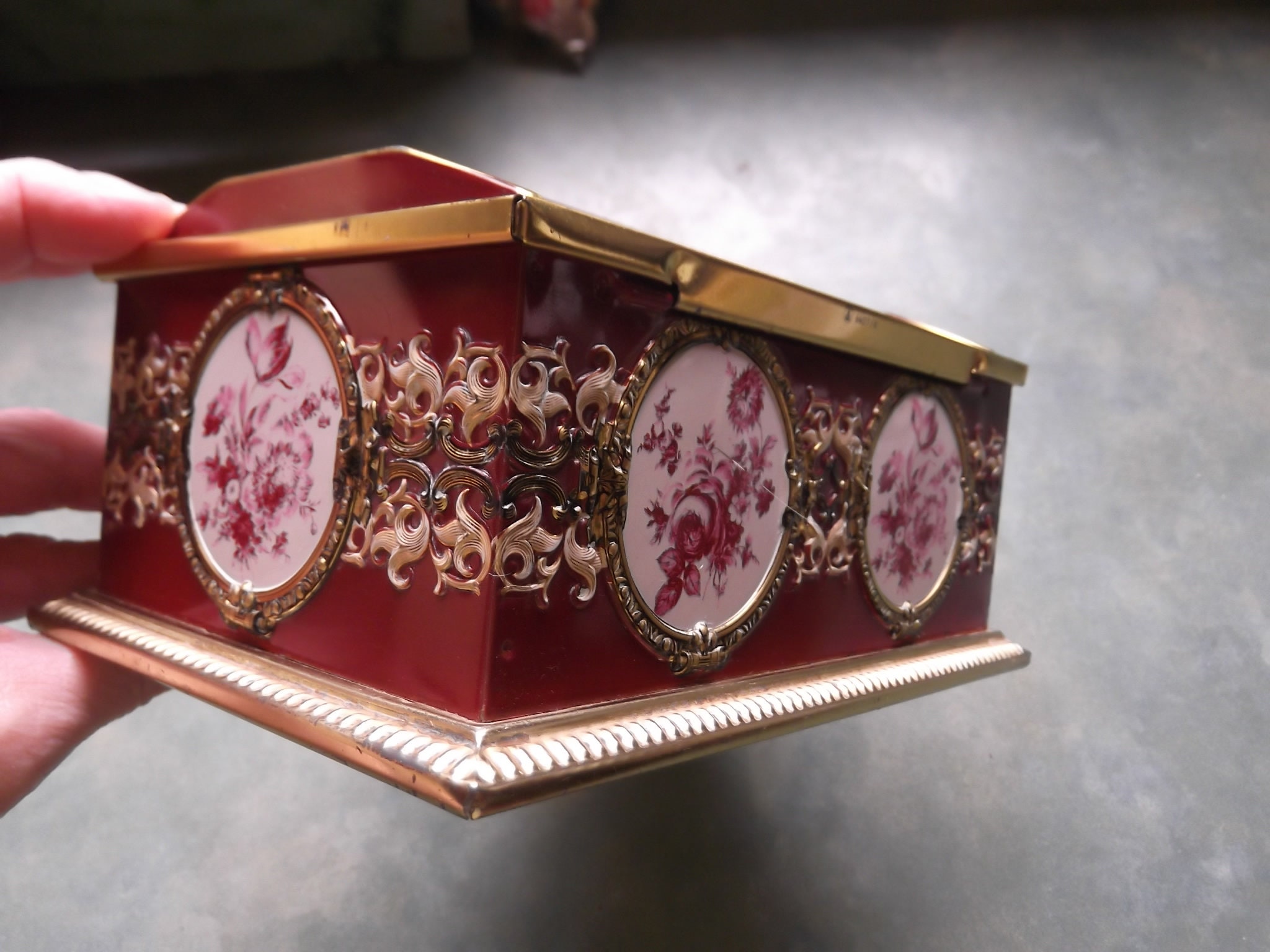 Vintage Metal Linette Candy Bank-cranberry Red Roses and Flowers-flip ...