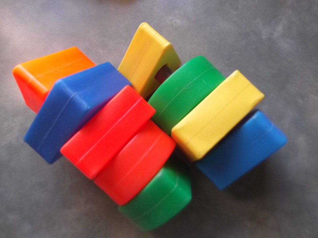 1980's Fisher Price Creative Play Blocks--10 Plastic Hallow Blocks-2 ...