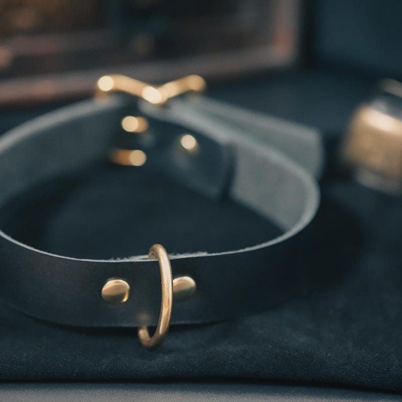 Submissive Collar - Etsy